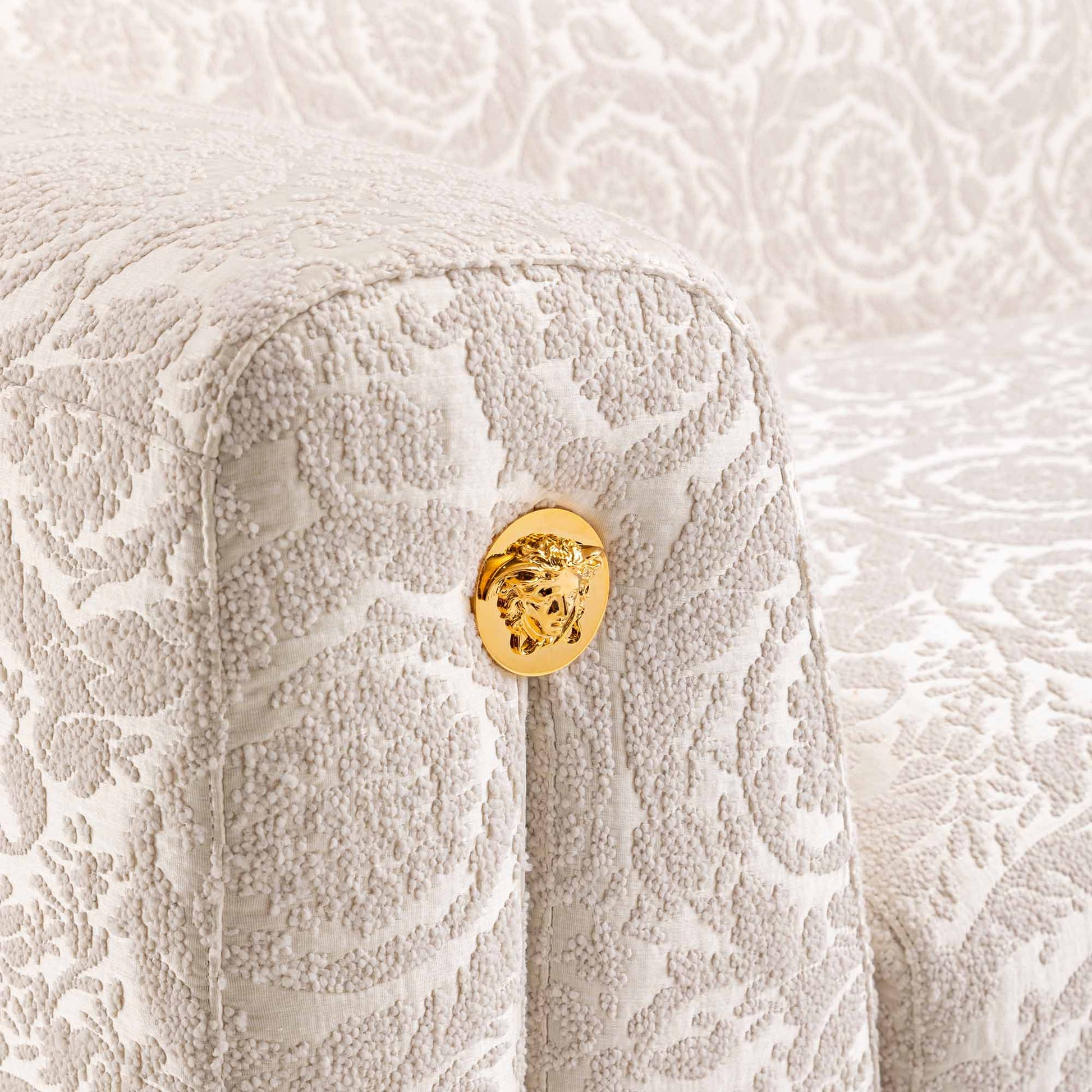 Palace sofa – Luxury Living Group